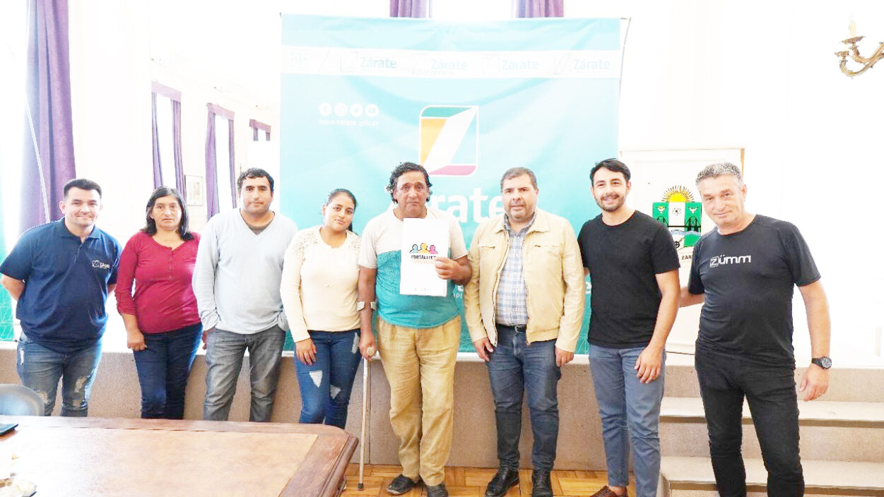 El Municipio reconoció a nuevas instituciones de Zárate y Lima | La Voz ...